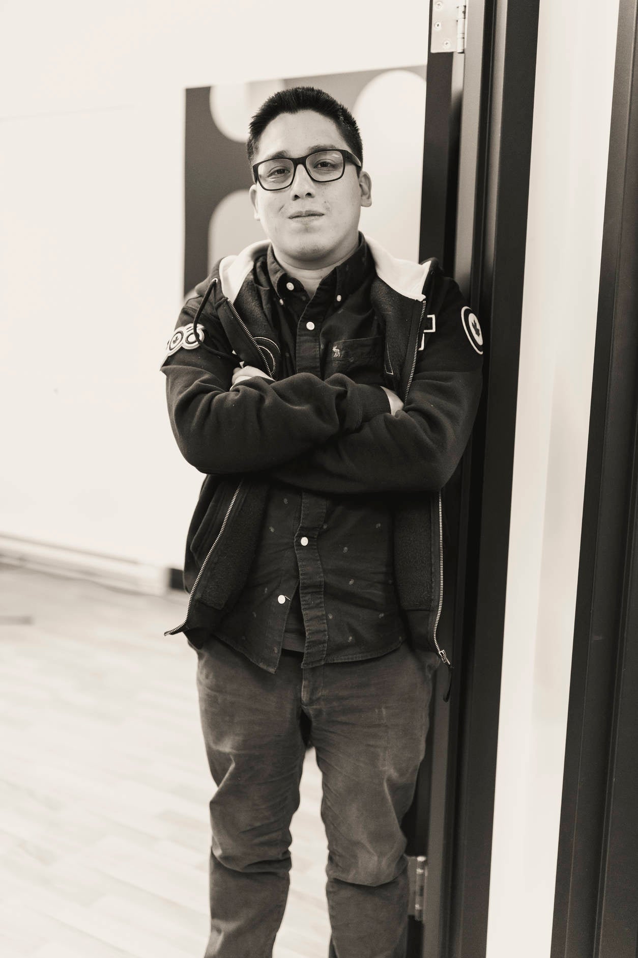 GenAI Stack: Building a Video Analysis and Transcription Chatbot | Docker